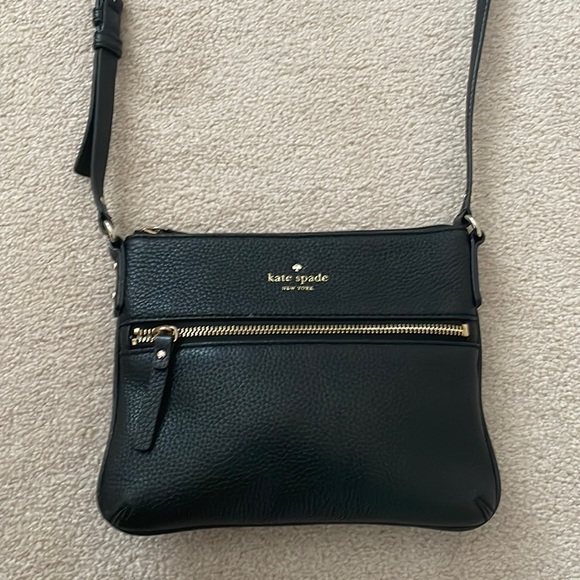 Bags | Kate Spade Classic Crossbody Bag | Poshmark